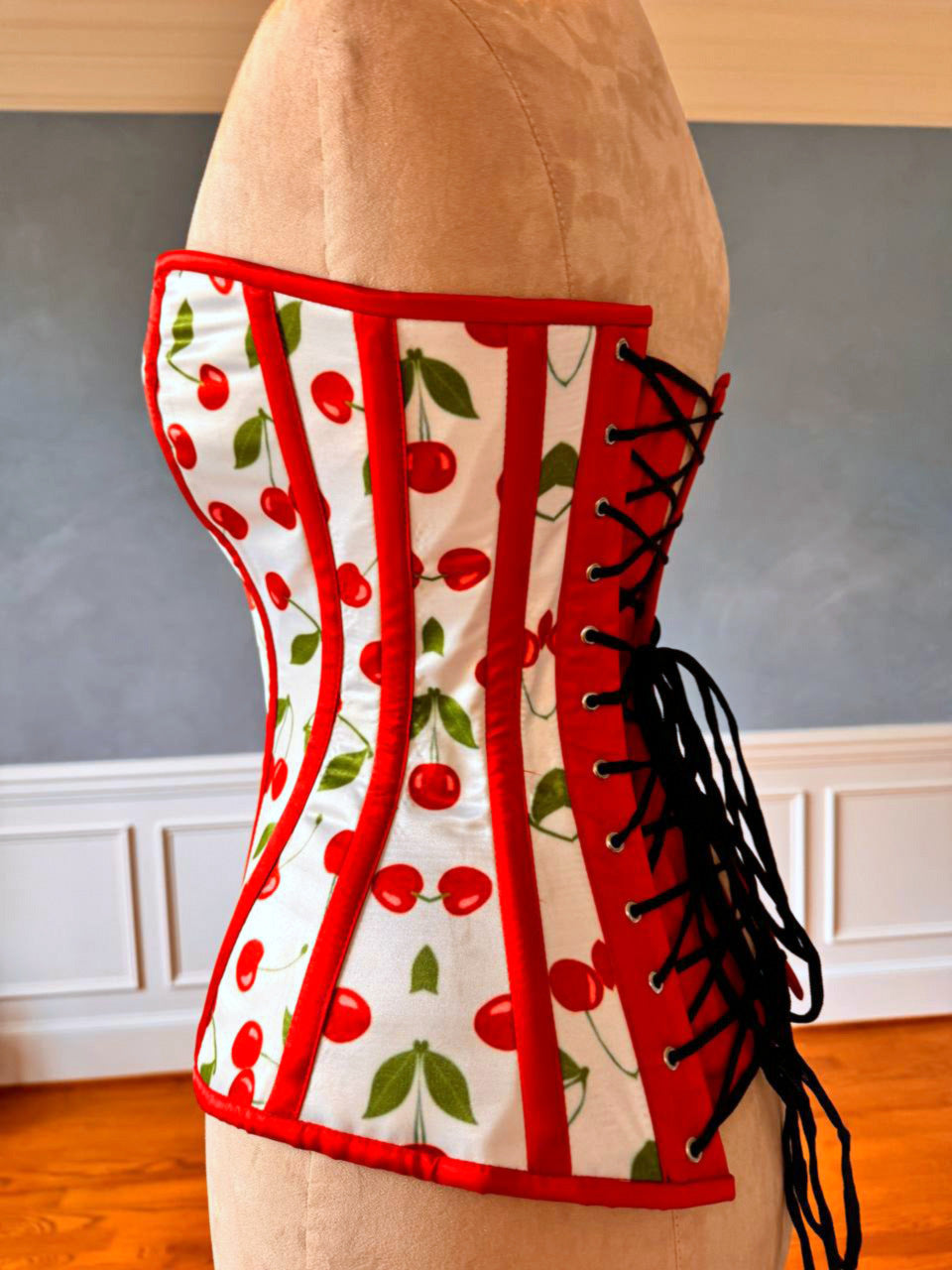 Cherry Bomb Korsett – Summer Radiance Kollektion, Overbust Pinup Satin ...