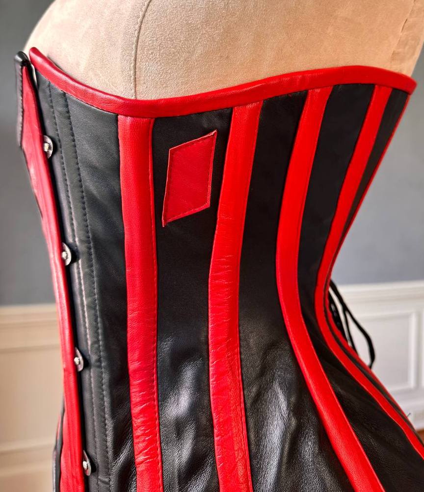 Harley Quinn Inspirado Corsé Underbust – Cuero Rojo y Negro. Corsé de ...