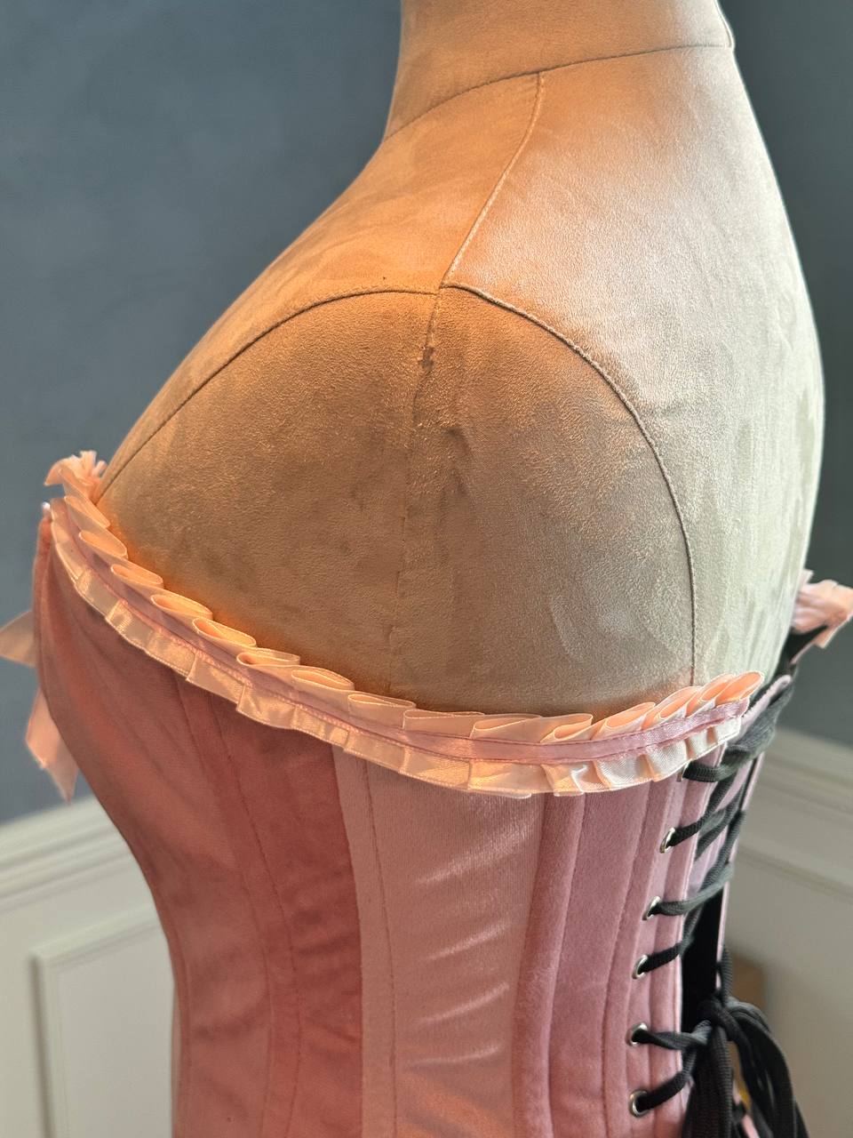 The Blush Dreams Velvet Corset – Pastoral Dreams of Versailles Corsets ...