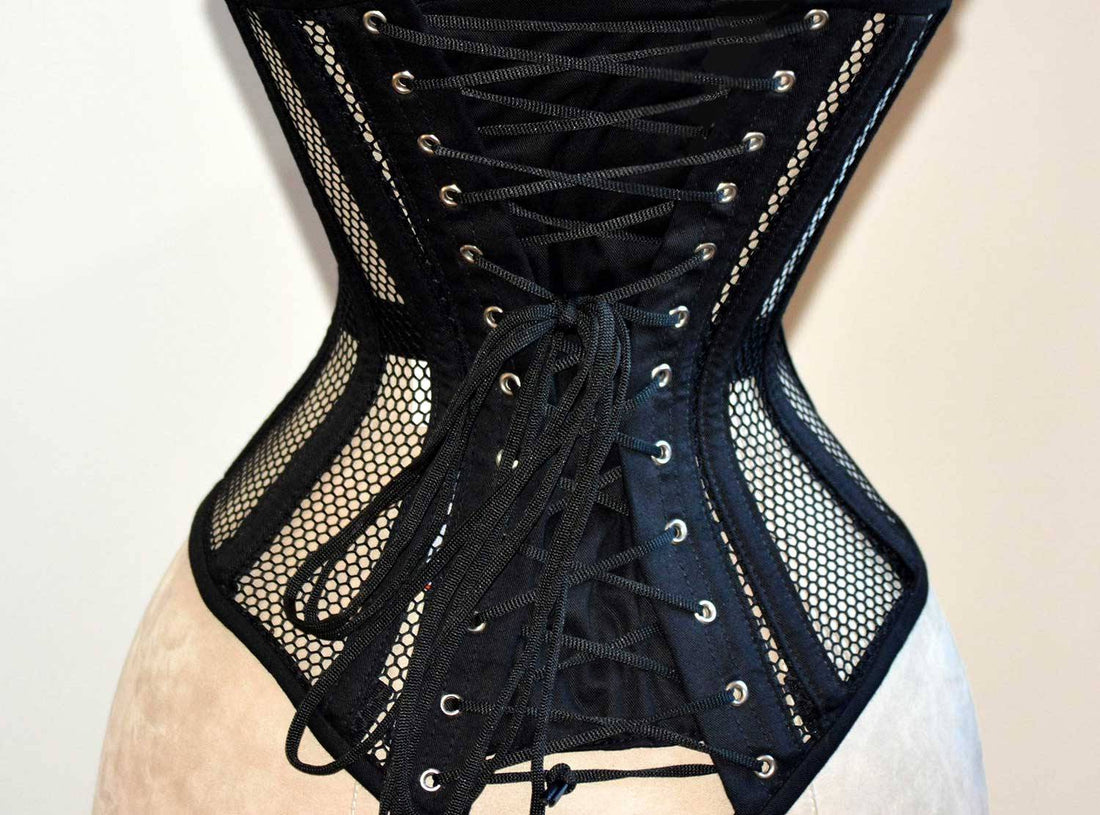 Autentico corsetto a rete overbust con coppe. Gotico vittoriano, steam ...